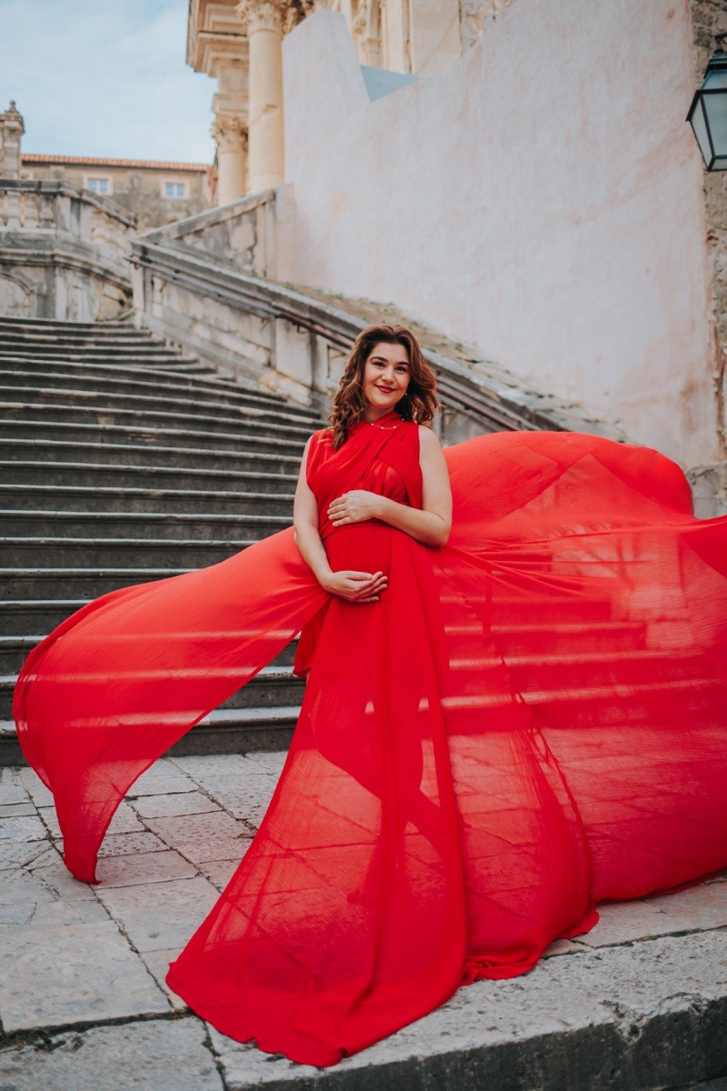 Long flying dress photo shoot dubrovnik – Dubrovnik Photo